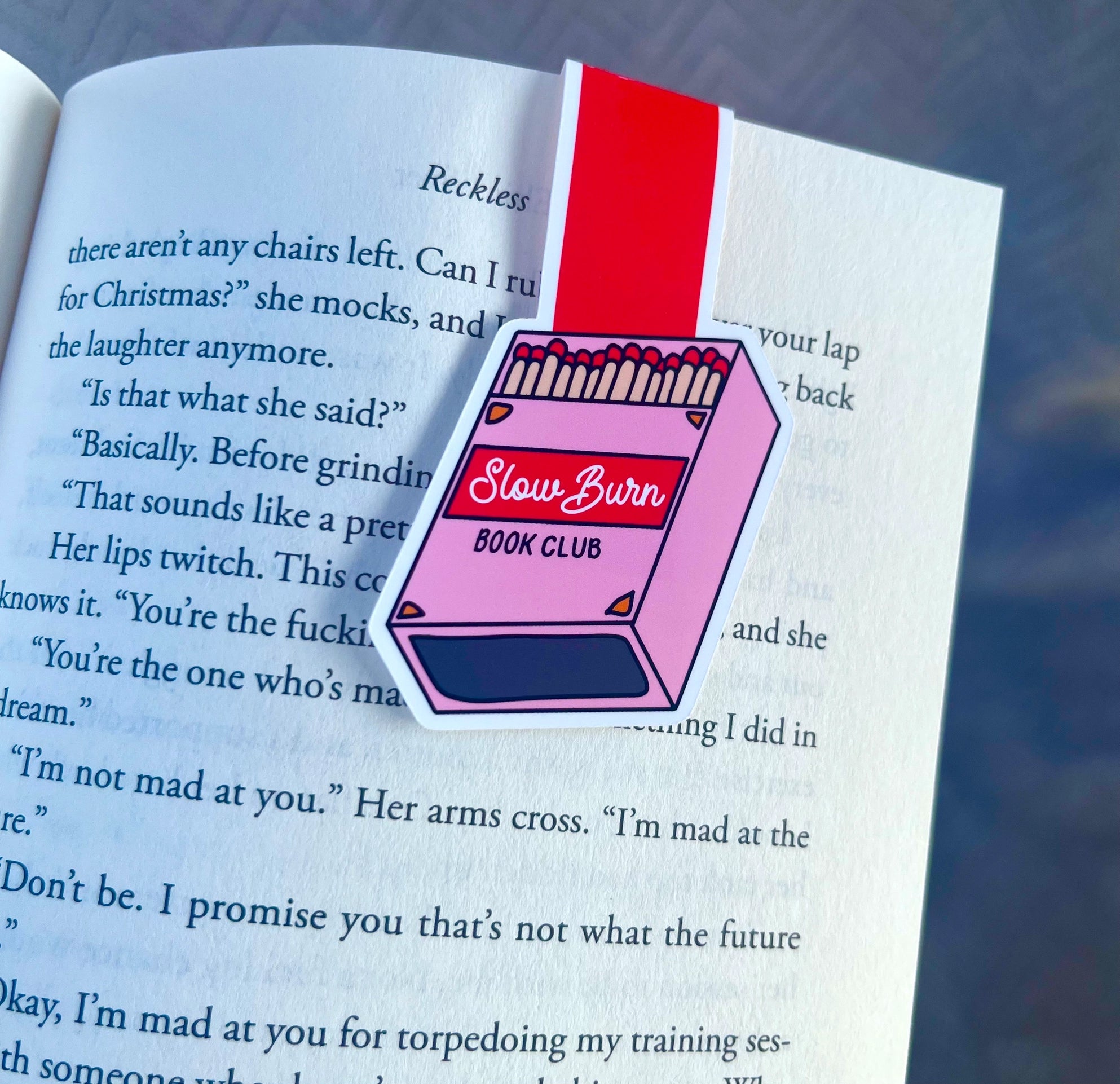 Magnetic Bookmark | Slow Burn Book Club – NOTEWORTHY CO